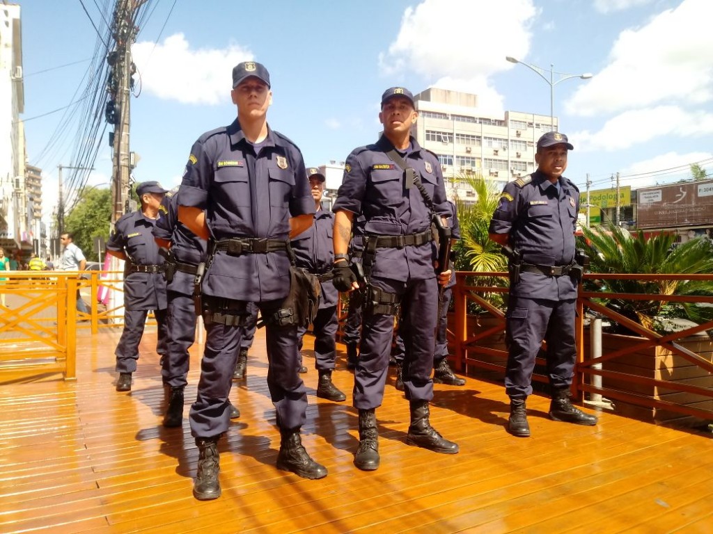Guardas Municipais recebem novos uniformes - oreporter.net