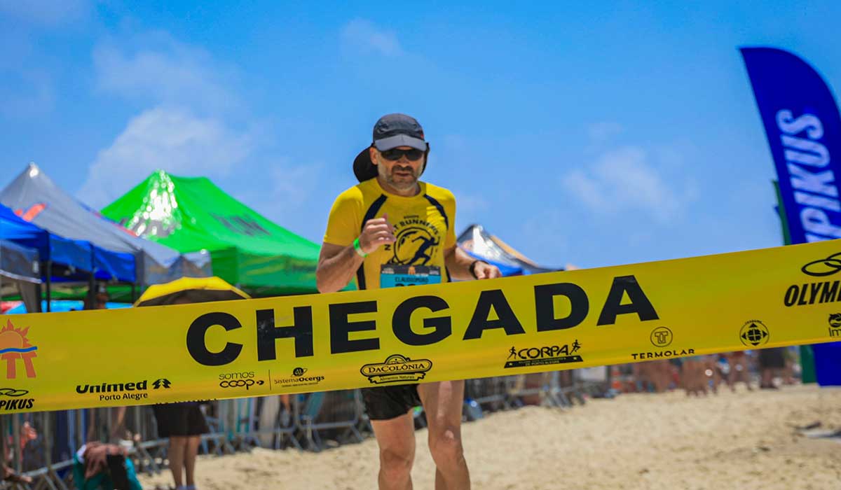 Atleta de Gravataí conquista terceiro lugar na Maratona da TTT 2026 ...